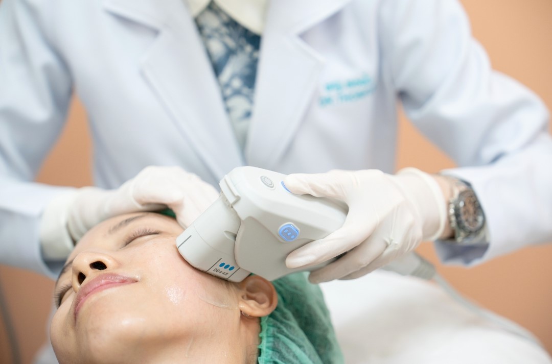 All You Need to Know About HIFU Benefits, Risks, and Recovery - Aeon ...